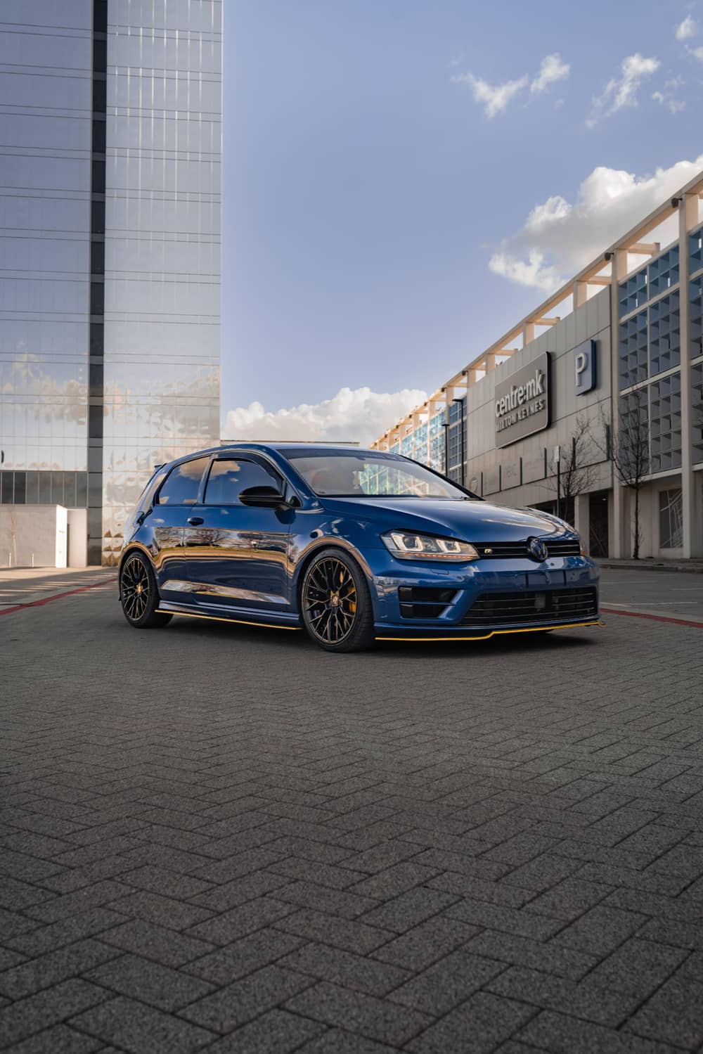 @roguegolf_r's vehicle on RoadStr | Volkswagen Golf R 2015