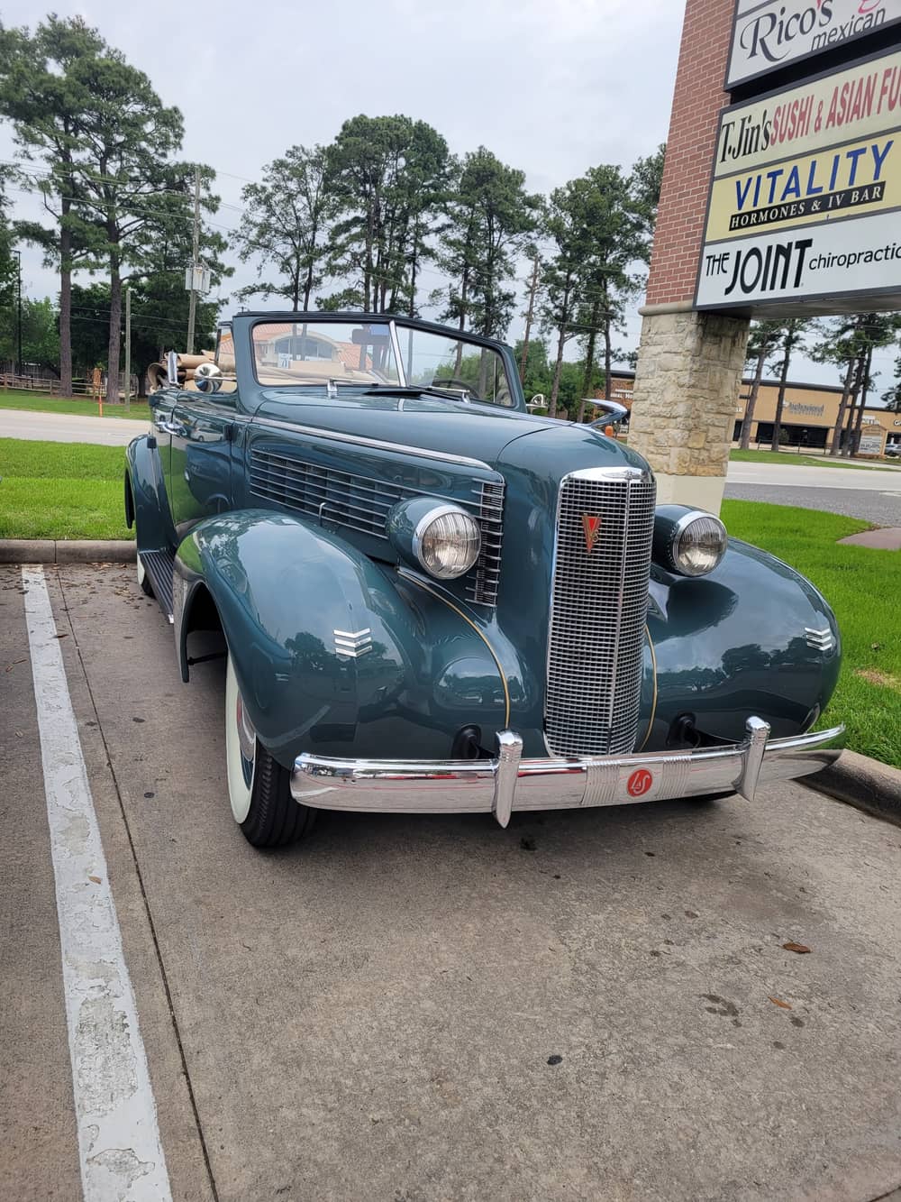 @00c7 on RoadStr | Great color on this 37 LA Salle