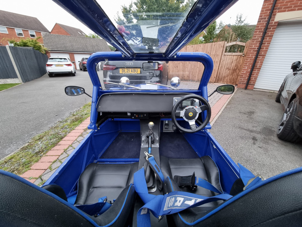 @alexwhitlock's vehicle on RoadStr | Haynes Roadster 2003